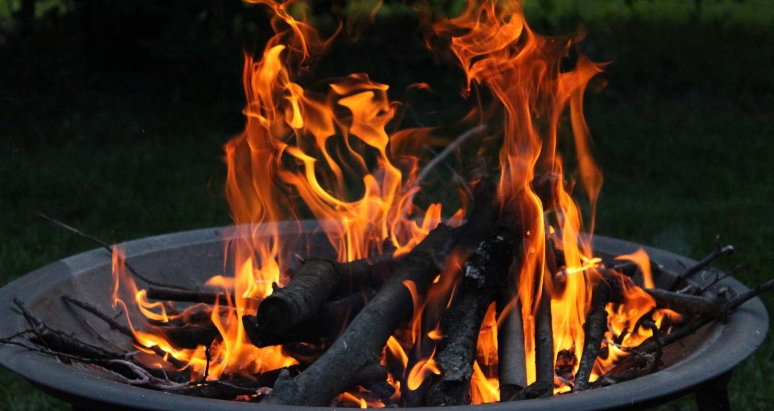 How to Have a Firepit in a Gazebo or Pergola - Patio Gateway